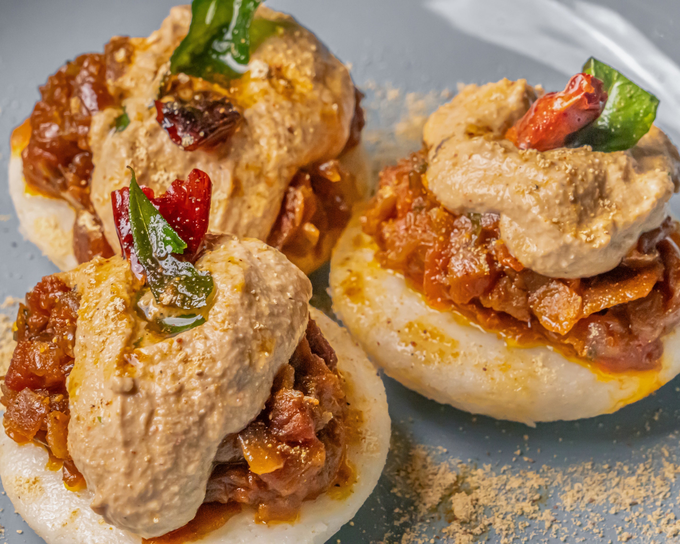Tawa Idli | Bombay to Burgh